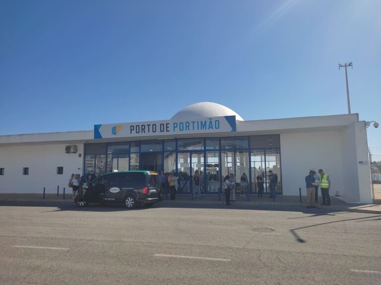A GREAT PORT VISIT TO PORTIMAO AND FERRAGUDO